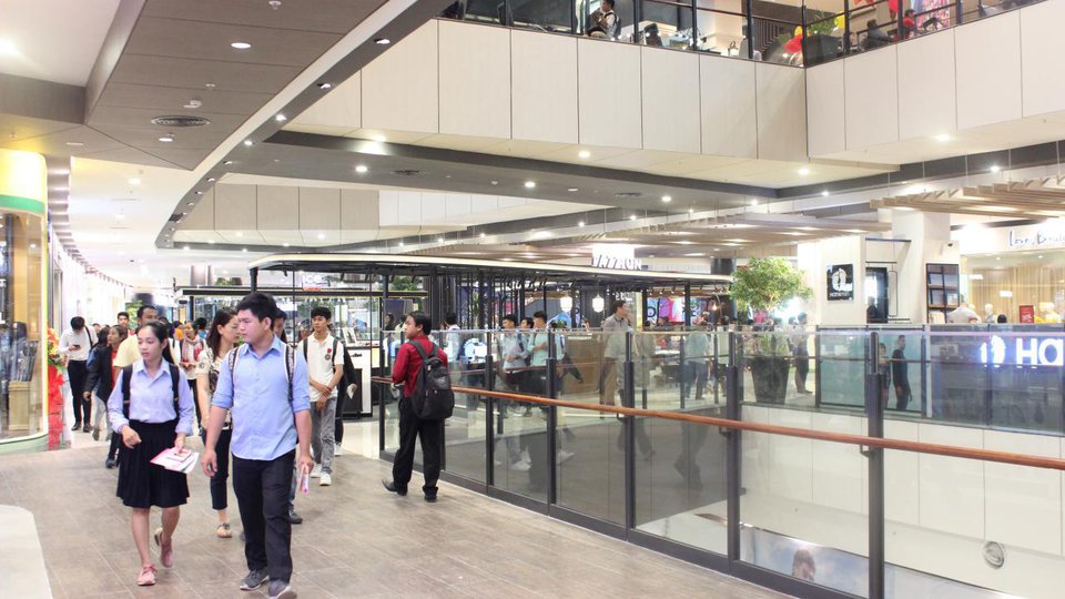 រូបភាព២០សន្លឹក រៀបរាប់ទិដ្ឋភាពផ្សារអ៊ីអន២ដ៏ទំនើបបំផុតនៅកម្ពុជា ...