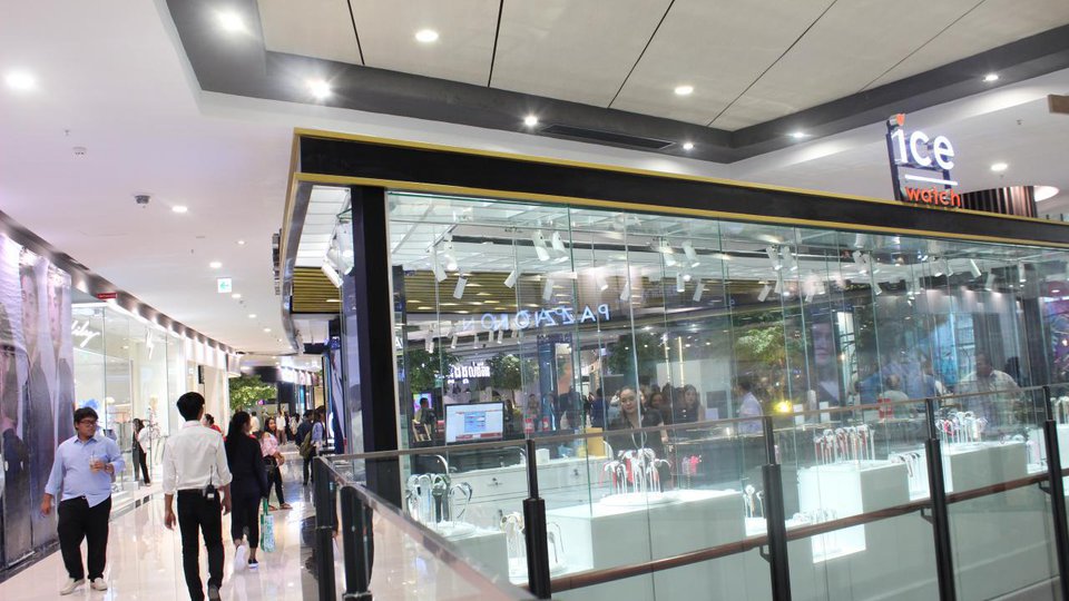 រូបភាព២០សន្លឹក រៀបរាប់ទិដ្ឋភាពផ្សារអ៊ីអន២ដ៏ទំនើបបំផុតនៅកម្ពុជា ...